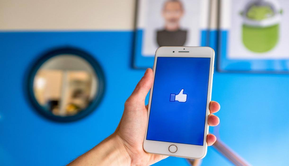 Facebook: Connecting People – Pazarlama Türkiye