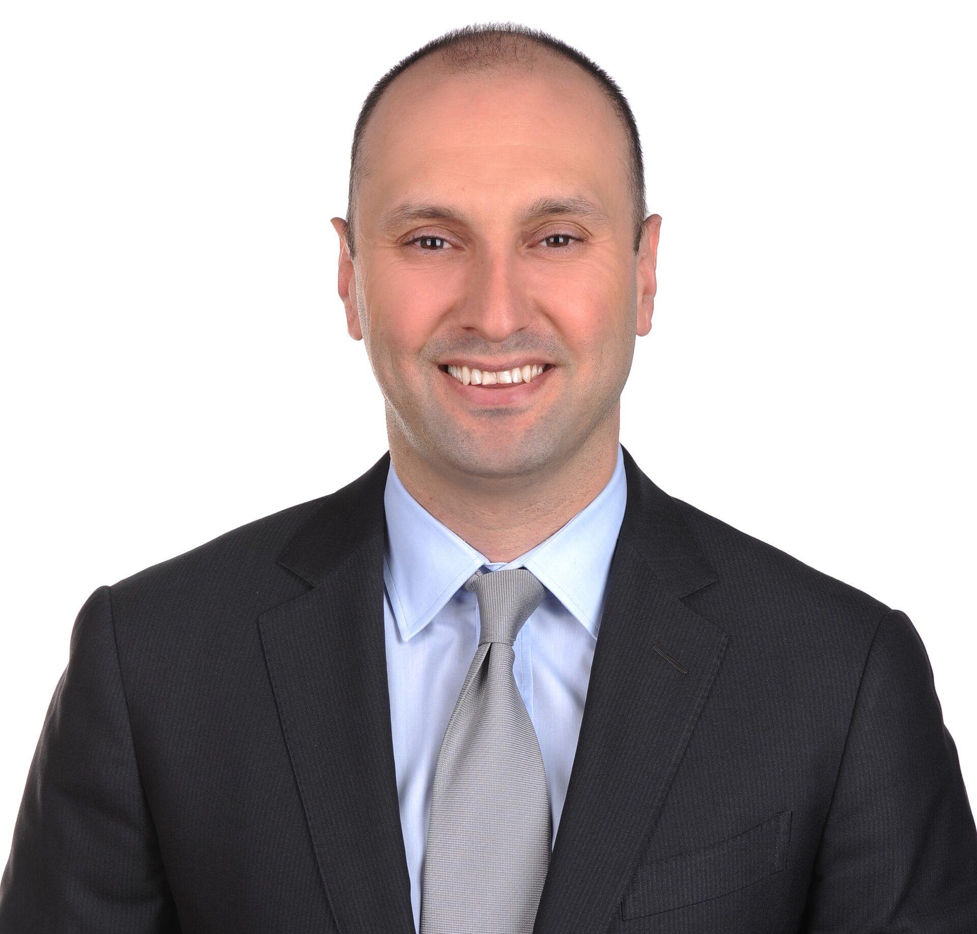 Divan Grubu’nun Oteller ve Rezidanslar Direktörü Emre Altunal Oldu ...
